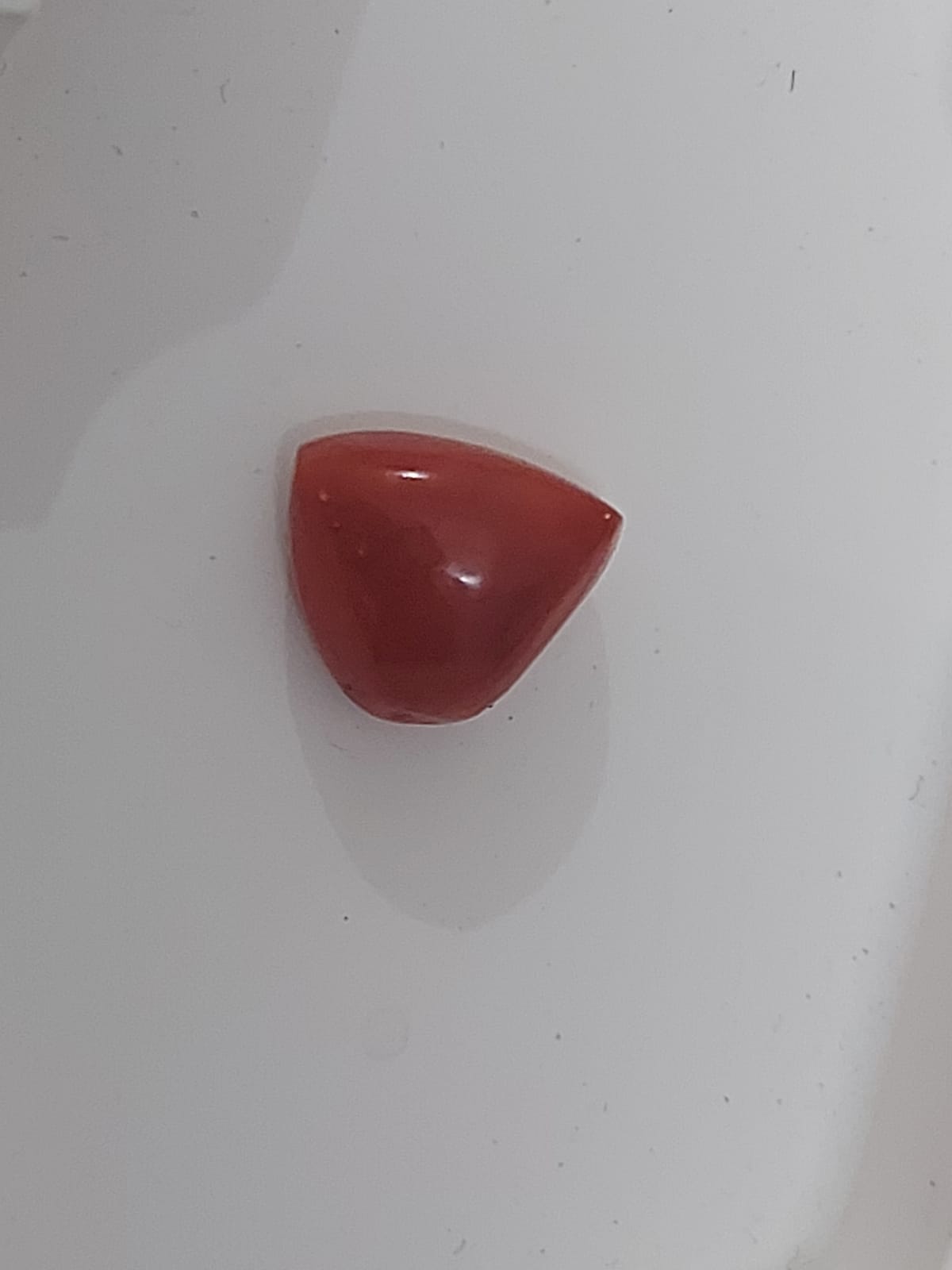 Ratti Triangle Moonga – Vedic Crystals