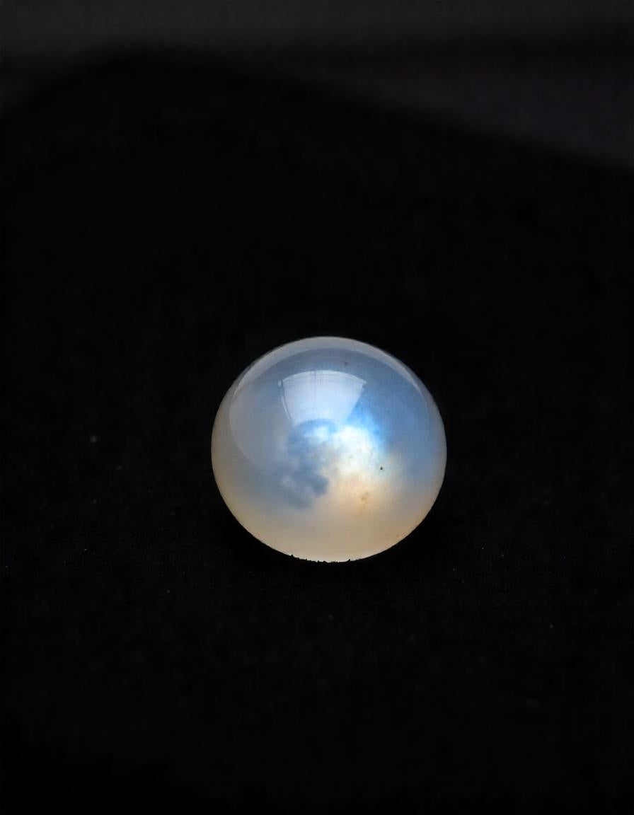 5 ratti Moonstone | 5 ratti Chandramani stone – Vedic Crystals