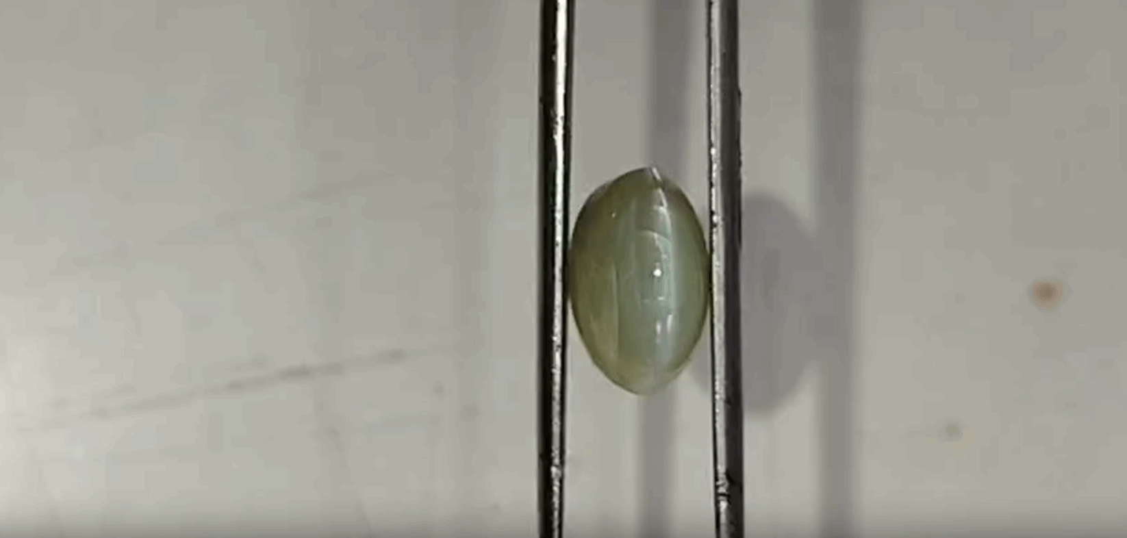 Chrysoberyl Cat's Eye | Ceylon Cats Eye | 5 carat | With Lab Certifica ...