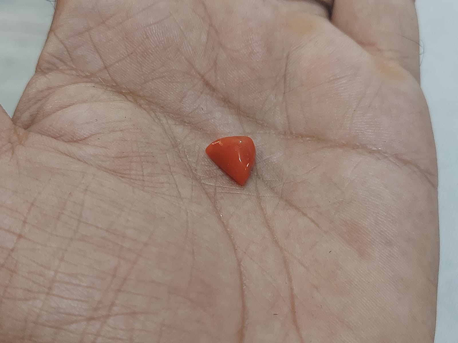 Red Coral | Moonga stone | Italian |Triangle | 3 ratti | With Certific ...